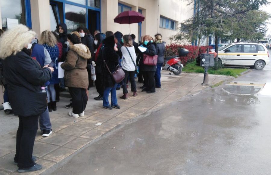 Για τον αναγκαστικό συνωστισμό σχολικών καθαριστών του Δήμου | ΠΑΜΕ ...